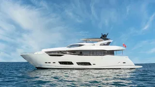 28m Sunseeker motor yacht New Edge sold